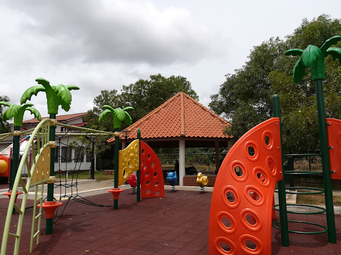 අංගම්පිටිය ක්‍රීඩා පිටිය සහ ඇවිදීමේ උද්‍යානය